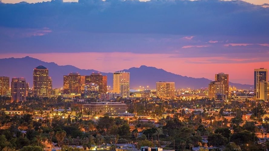 Coworking Phoenix: 17 Best Options with Amenities, Pricing, Location